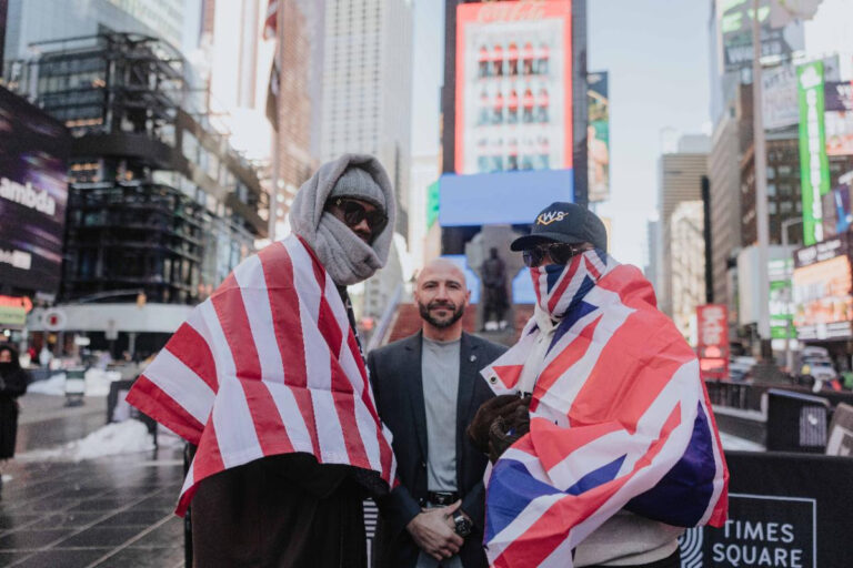 WILDER AND CHISORA FACE OFF IN ICONIC TIMES SQUARE TO ANNOUNCE APRIL 4 ...